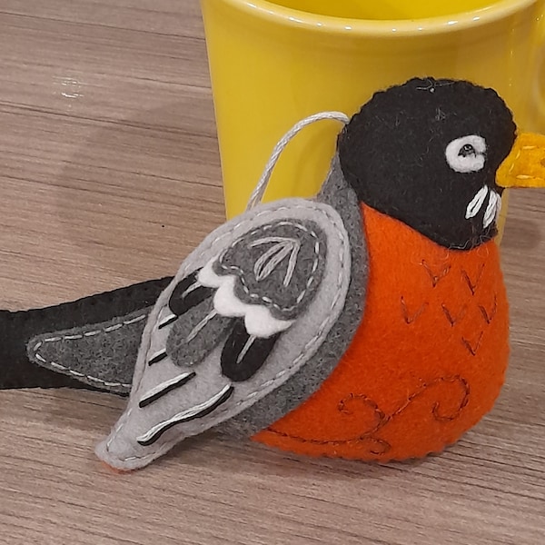 Robin Sewing Pattern PDF - Backyard Bird Stuffed Ornament - Felt ...
