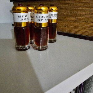 Omakase Sample Kit Agarwood / Pure Oud Oil / Attar - Etsy
