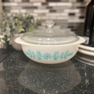 Pyrex Butterfly Gold Redesign Round Casserole Set - Etsy
