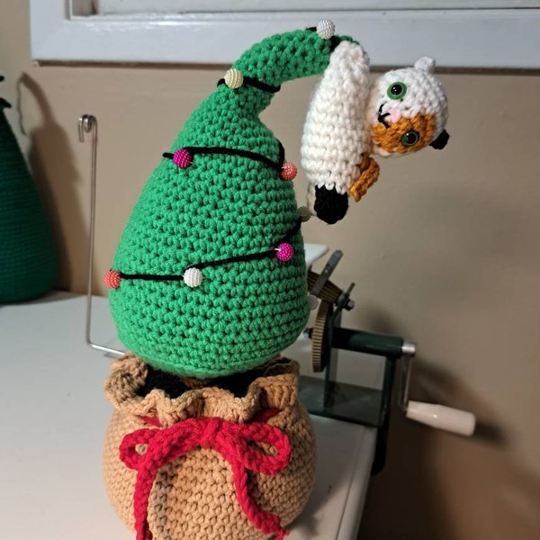 Crochet PATTERN Christmas Tree in a Pot With a Mini Cat, Amigurumi ...