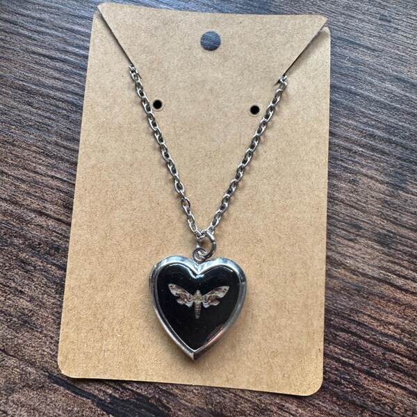 Valentines Bat Locket - Etsy