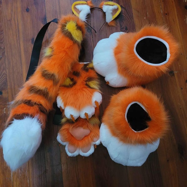 Furry Paws With Star Pattern and Colorful Style | Fluffy Fursuit ...