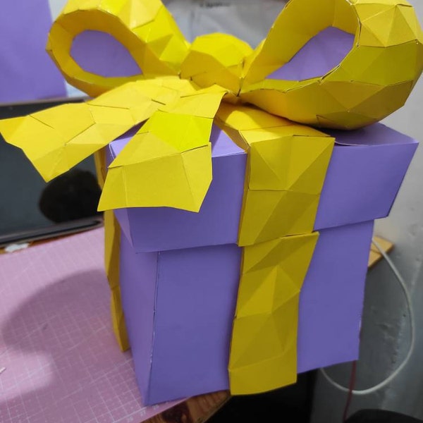 Papercraft Gift Box Template - Etsy