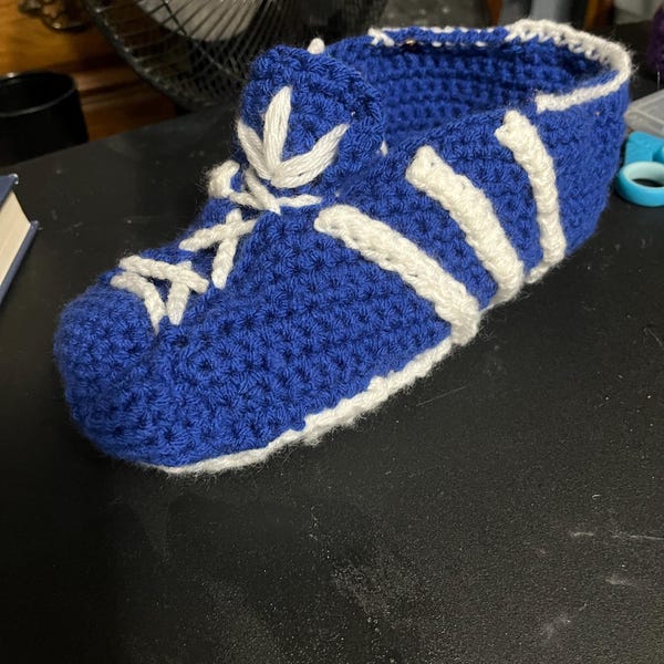The Perfect Converse Inspired Star Crochet Pattern - Etsy