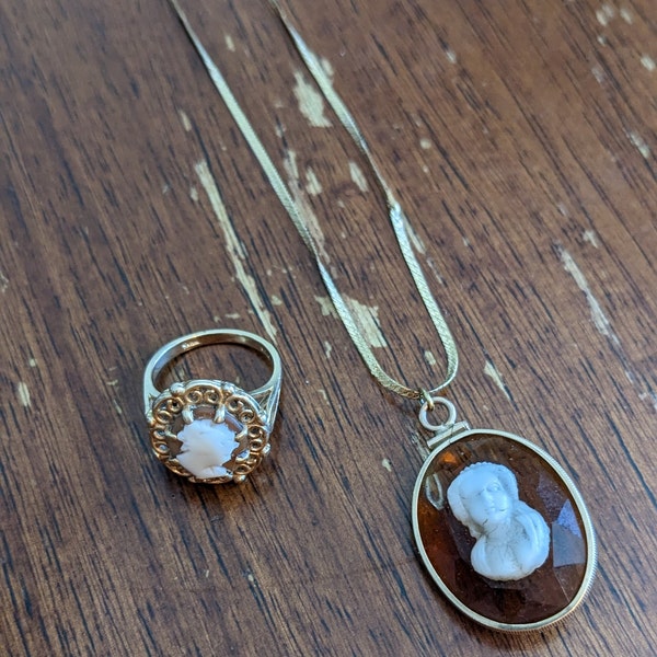 Lefton China KW115 3d Picture, Lefton China Vintage Colonial Lady Wall ...