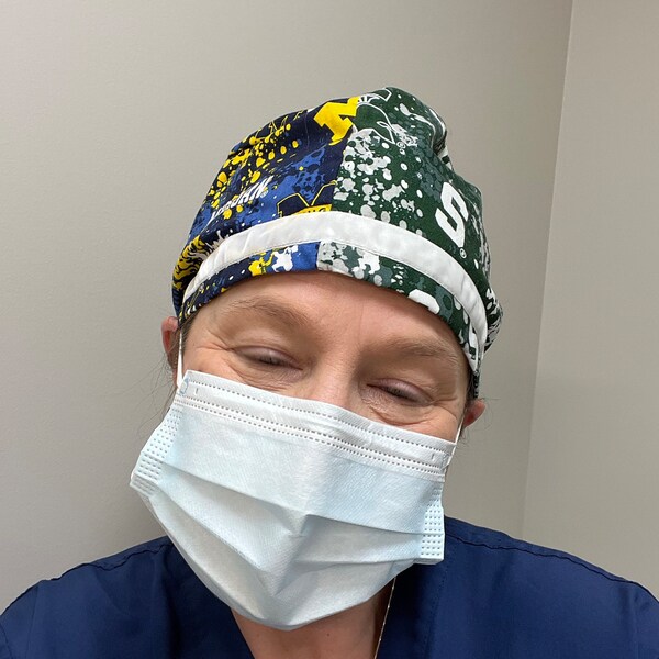 UNISEX SCRUB CAP Featuring Sriracha Hot Sauce Print With Whimsy Peppers ...