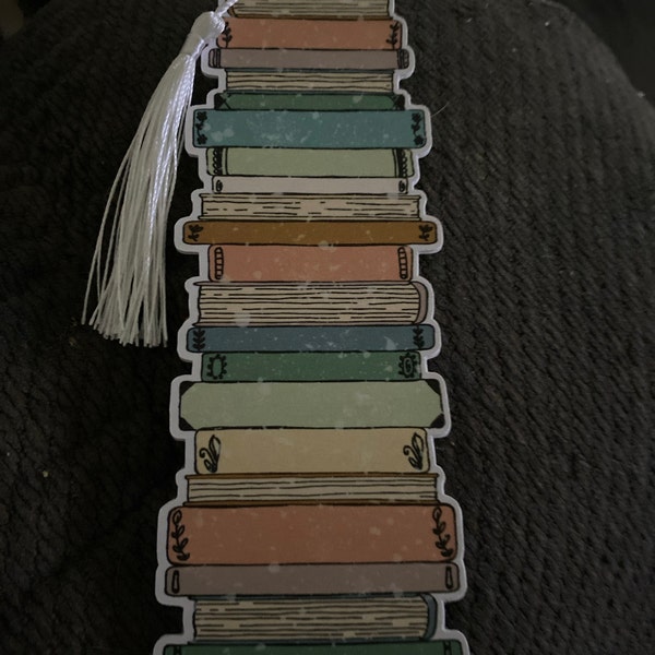 Bookmark Book Tracker, Book Stack, Double Sided, 30/42 Books to Fill in ...