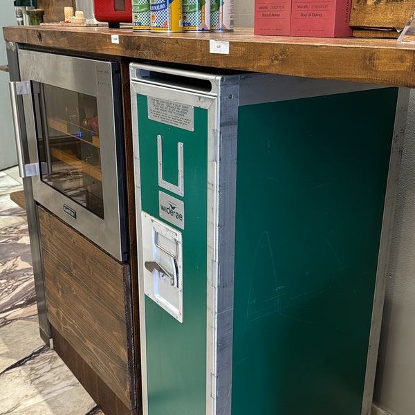 2 TRANSAVIA Aluminium Airline CONTAINERS KSSU Containers ...