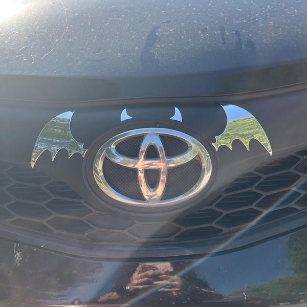 Chrome Bat Wings Car Emblem Sticker Silver Badge Gothic Devil Horns ...