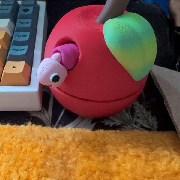 3D Printed Worm Fidget Toy With Optional Apple Container - Etsy