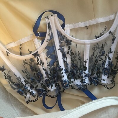 Cupless Corset, Underbust Corset With Embroidered Flowers, Black Corset ...