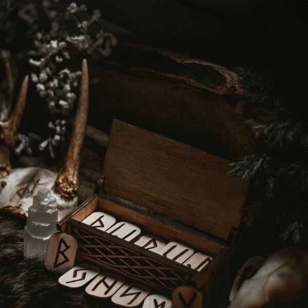 Oak Rune Set in Wooden Box, Elder Futhark Fortune Telling Divination ...