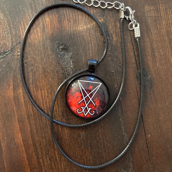 Clauneck Pendant, Wealth Demon, Black Magic Spell Amulet, Left Hand ...
