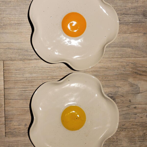 BIG Fried Egg Spoon Rest - Handmade Ceramic Kitchen Accessories (7.5 ...