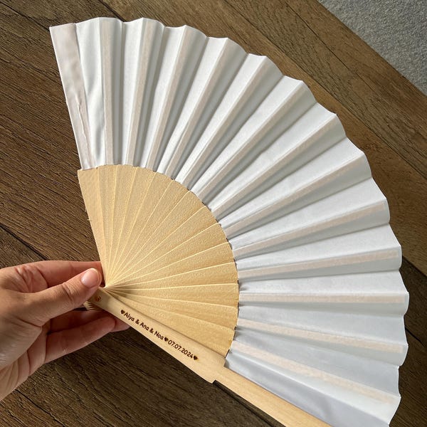 Éventails personnalisés pour mariage - cadeau original - éventail ...