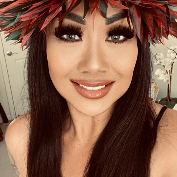 Spider Lily Lei Po'o (haku Lei)- Artificial - Etsy Spider Lily Lei Po'o (haku Lei)- Artificial - Etsy