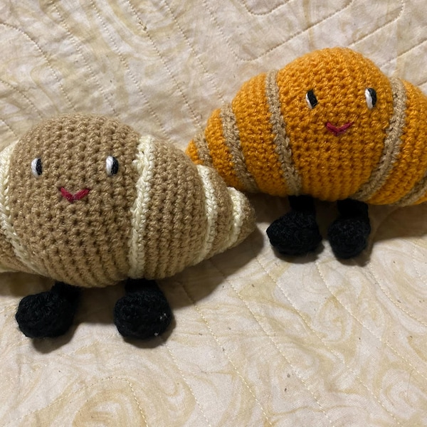 Croissant Crochet Pattern - Knit Your Own Delicious Treat! - Etsy