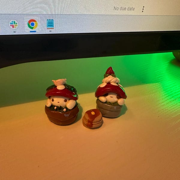 Flower Cats, Unique Handmade Polymer Clay Cat Desk Buddy, Personalized ...