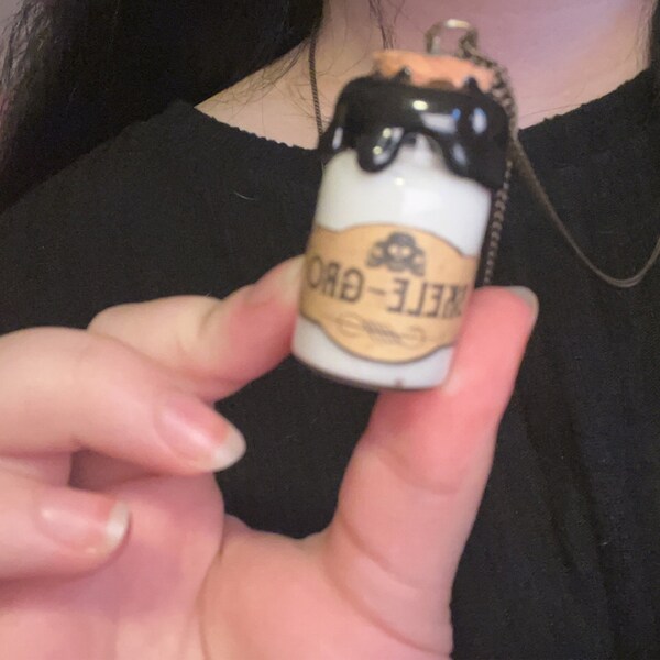 Wolfsbane Potion, Werewolf Potion, Magic Potion Bottles, Wizard Potions ...