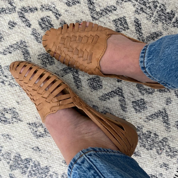 Comfortable Leather Huaraches: Modern Mexican Sandals for Women - Etsy