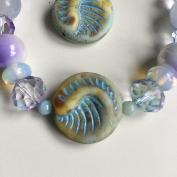 Daisy Blossom Flower Bead Cups | 10mm | Set of Eight (8) | Pale Chalk ...