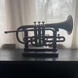 Horizontal Trumpet Display Stand - Etsy