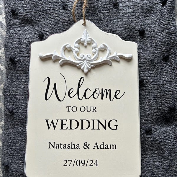 Welcome Sign Vinyl for Weddings - Personalised With Names & Date ...