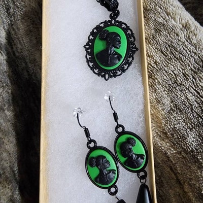 Punk Rock Choker With Dark Silver Gothic Cross Vampire Defense Necklace ...