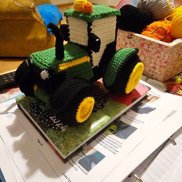 Toota's Tractor Crochet Pattern - Etsy