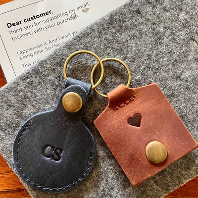 Customized Ring Holder Keychain, Leather Wedding Ring Case Holder ...