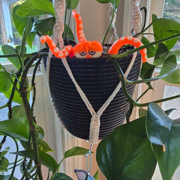 Glow in the Dark Octopus Plant Pot Decoration: Quirky Plant Pet. Wall ...