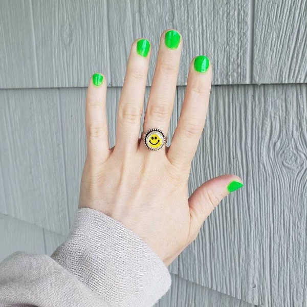 Smiley Face Ring - Etsy