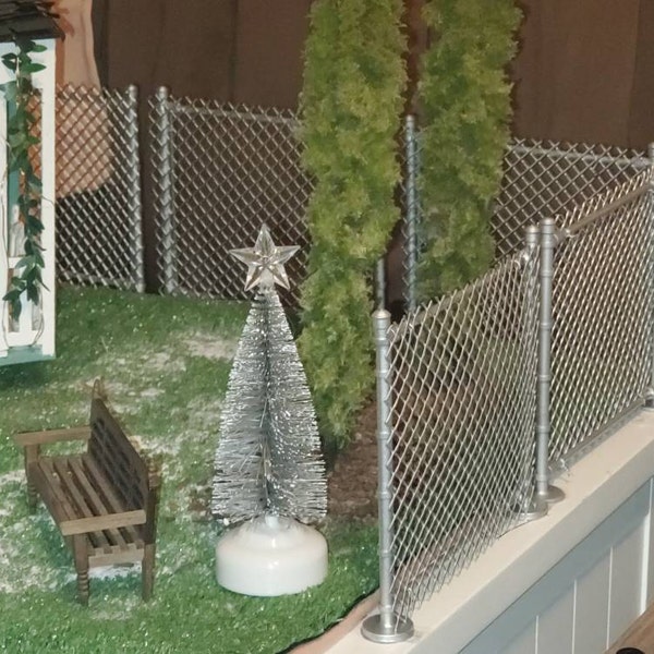 1:12 Scale Chainlink Fence Panels (7" Sections) - Hand Painted Diorama ...