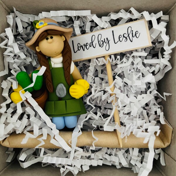 Plant Lady Potsitter- Flower Pot Sitter- House Warming Gift - Plant ...