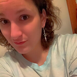The “kesha” Earrings | the Ultimate 2000s Mcbling Earrings With Skulls ...