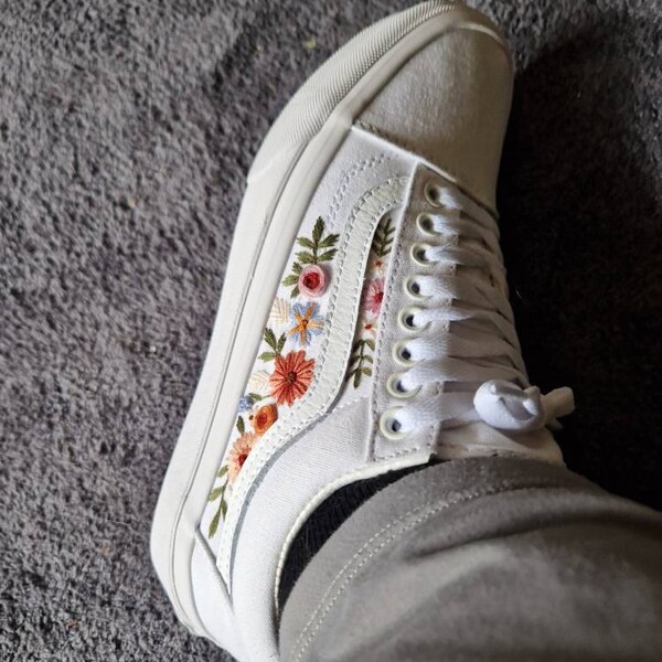 Custom Embroidered Vans, Wedding Vans Embroidery Floral, Bridal Flower ...