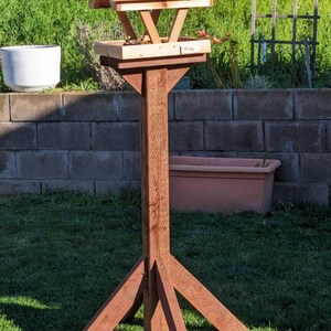 Bluebird Bird House, Slotted Entrance, Sparrow Resistant - Etsy