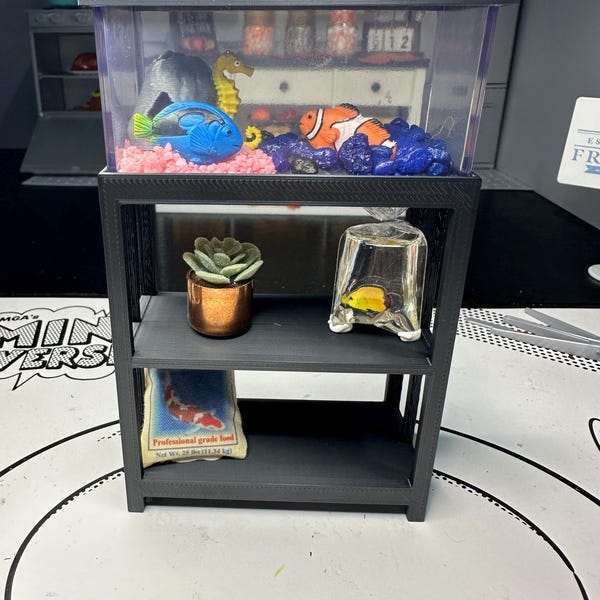 Miniverse Holiday Table Modification - Etsy