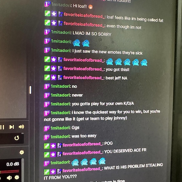 ANIMATED Emote | Lizard Hitting Button Emote | 3 Versions, Twitch ...