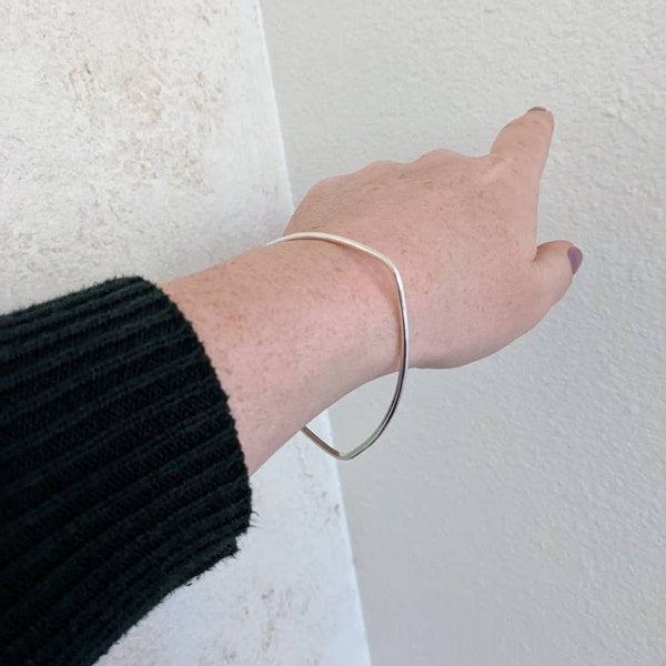 Bangle, Triangle - Rounded Triangular Bangle Bracelet in Brass, Copper ...