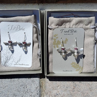 14k Gold Firefly Necklace, Gemstone Firefly Necklace, 14k Gold Insect ...