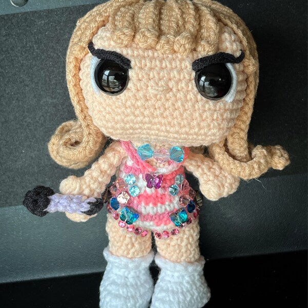 Taylor Swift Amigurumi Crochet Pattern, Funko Pop Style (PDF) - Etsy