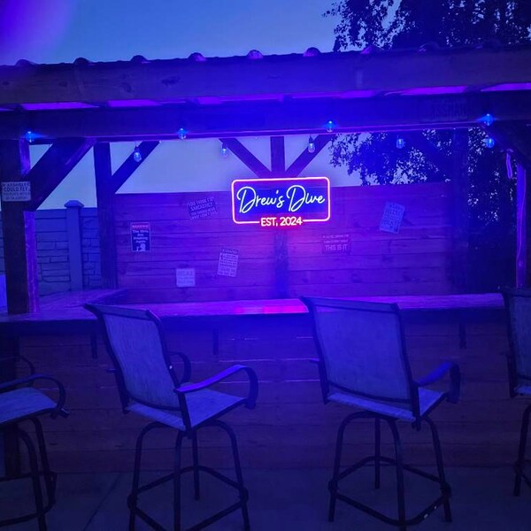 Living Room Decor Aesthetic Neon Sign Statue Art Work for Walls, Home ...