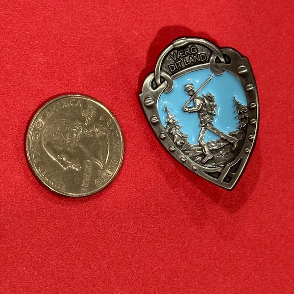 Large Norwegian Foot March Badge - Etsy