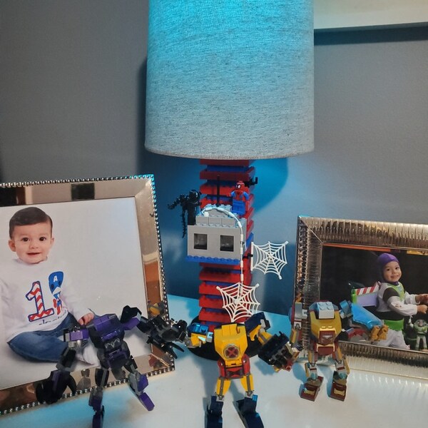 Custom Minifigure Display Lamp Made of LEGO® Bricks - Etsy