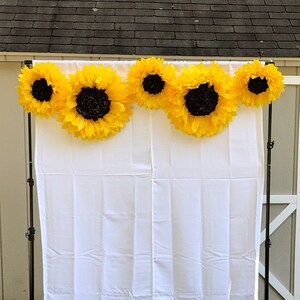 Choose Your Own Paper Sunflower Backdrop for Sunflower Wedding Decor ...