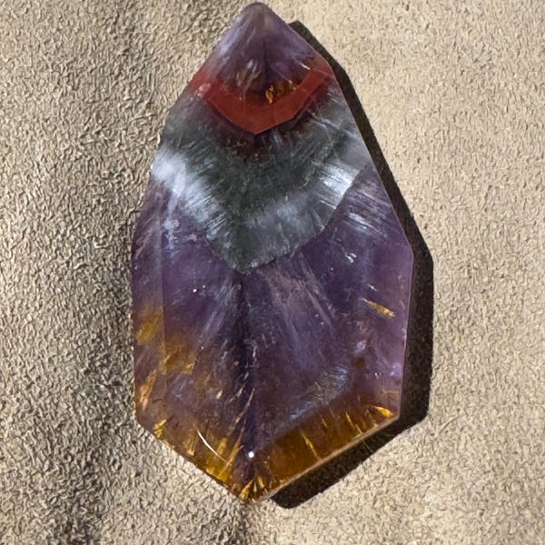 L Pink Amethyst Geode Slab on Stand 'AMORA' - Heart Chakra, Rare ...