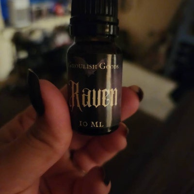 VAMPIRE BLOOD Goth Perfume Oil Alternative Unique Fragrance Mahogany ...
