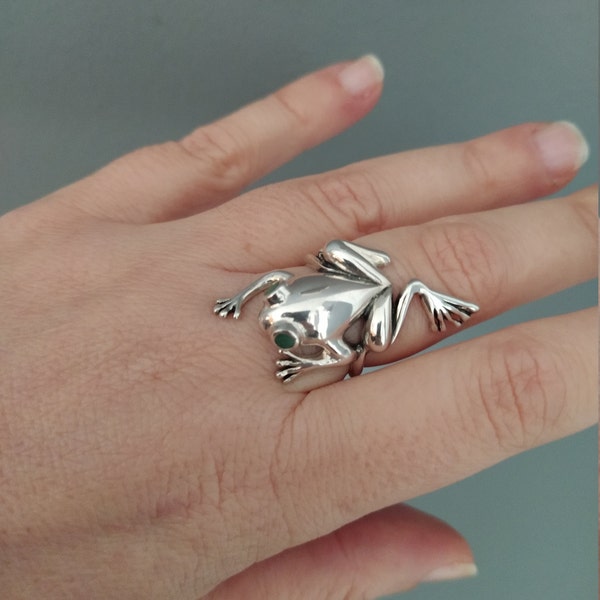 Frog Ring, Emerald Ring, Natural Emerald, May Birthstone, Silver Frog ...