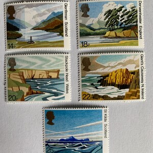 Triangle/triangular Postage Stamps 50 to 300 Different USED & off Paper ...